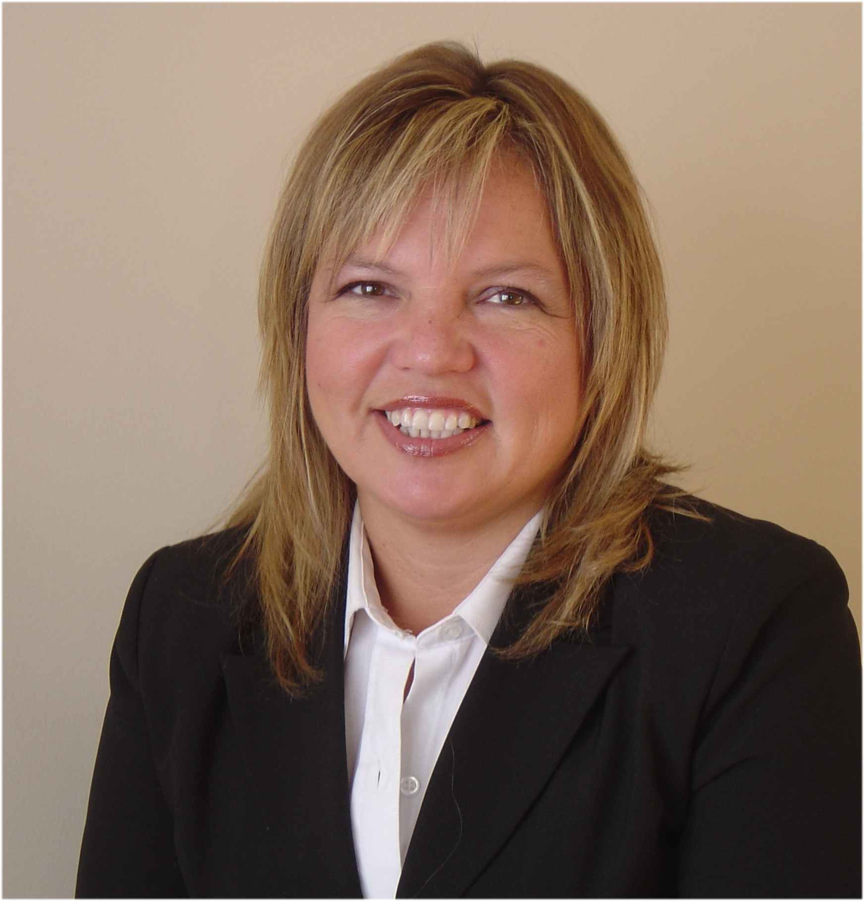 Monique Edwards's Instagram, Twitter & Facebook on IDCrawl